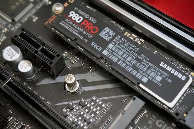 News - PCIe vs SAS vs SATA: The Battle of Next-Generation Storage ...